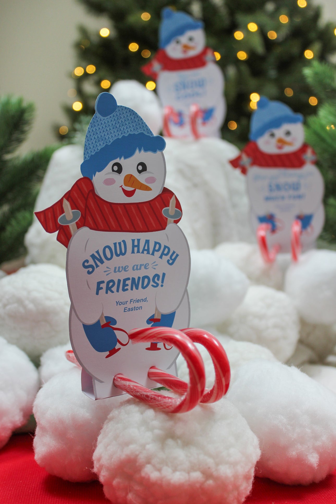 Skiing Snowmen Candy Cane Christmas Treats – Just Add Confetti